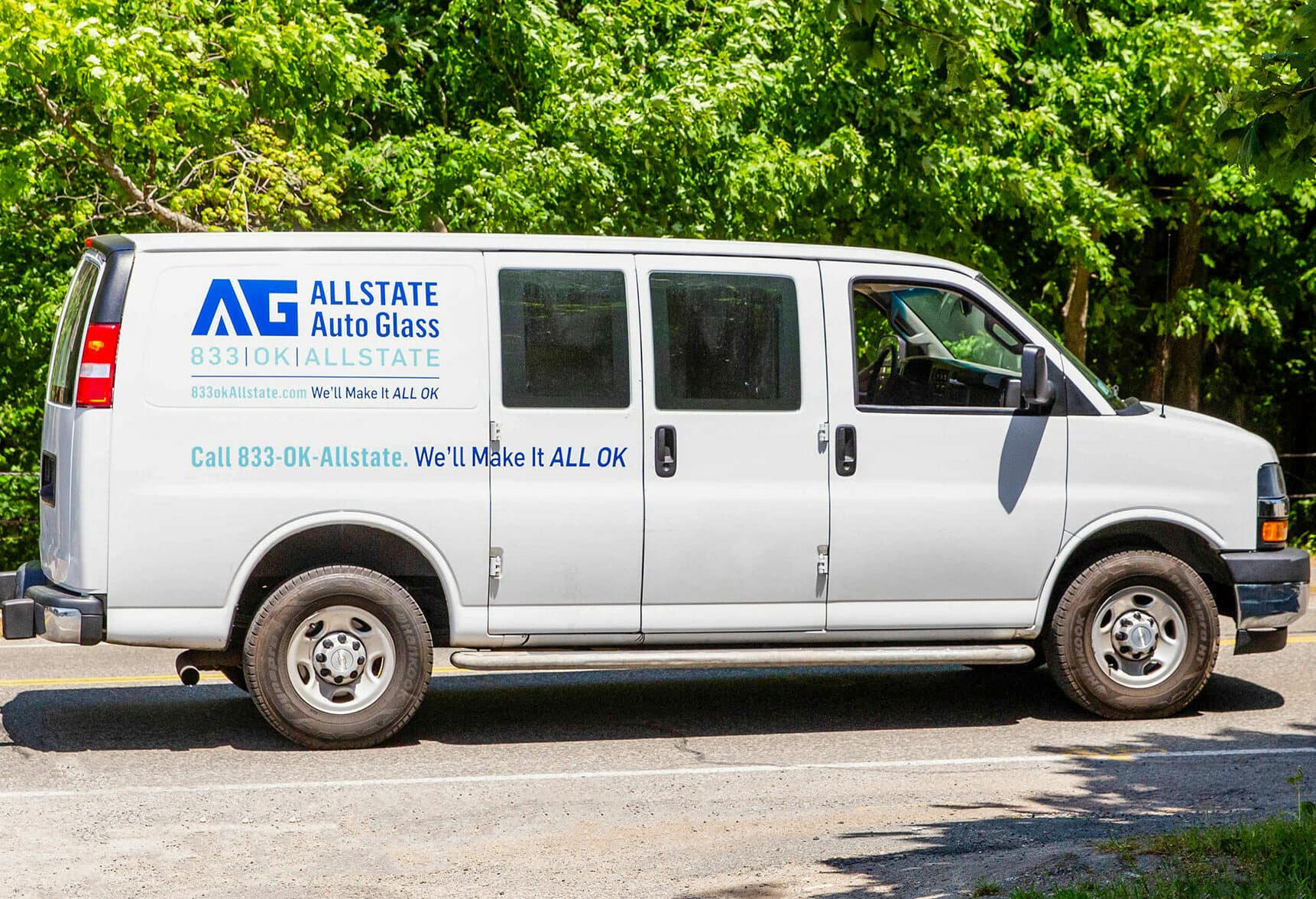 Auto Glass Services RI | Auto Glass Replacement | Allstate